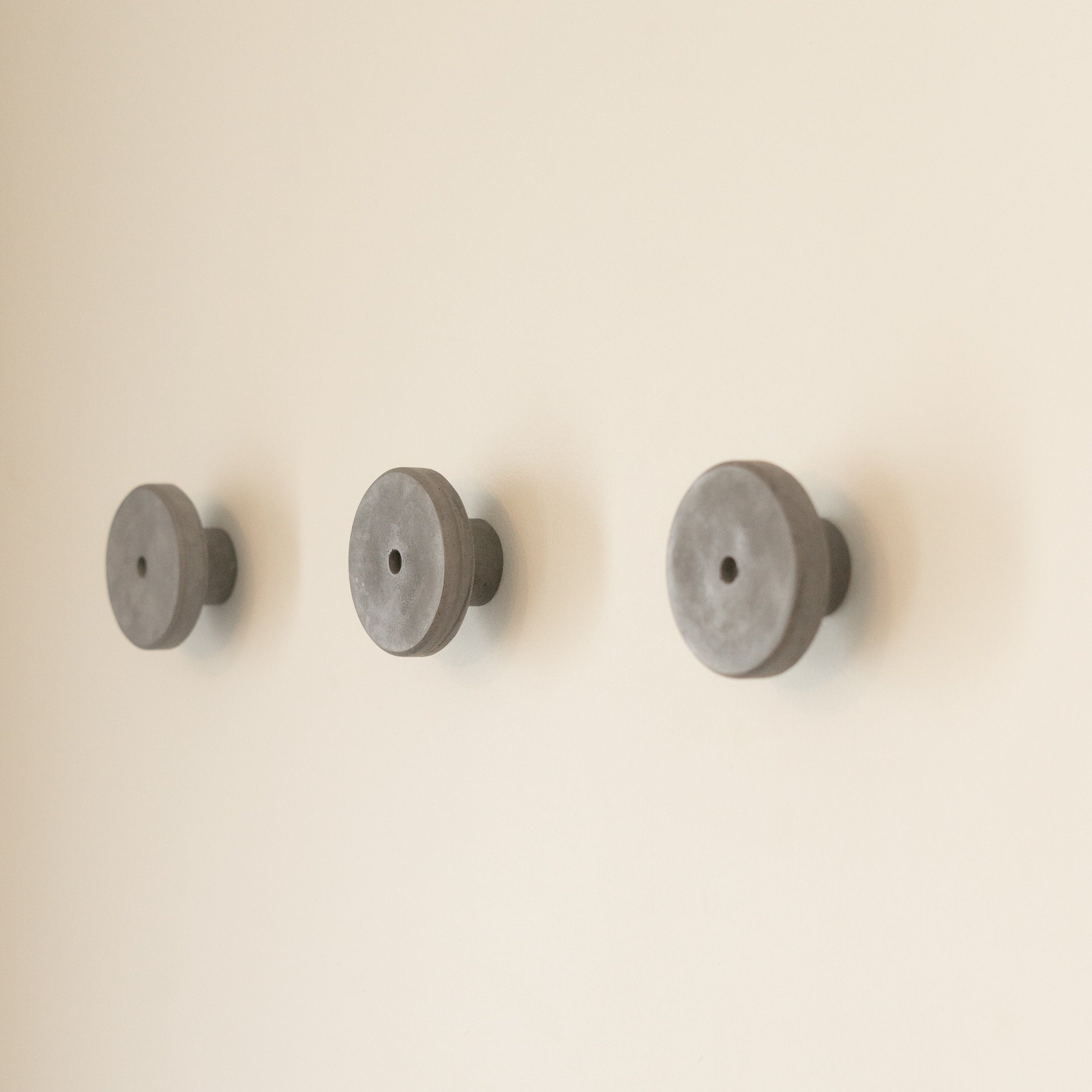 Round Wall Hanger – Stone + Sable Collections